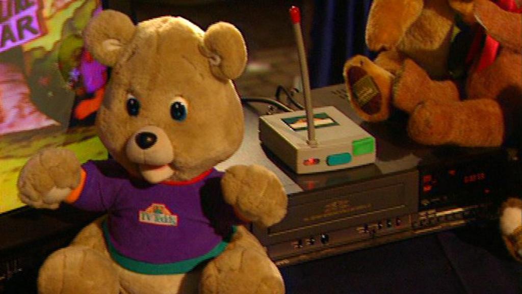 BBC Archive 1993: The TV Teddy toy - BBC