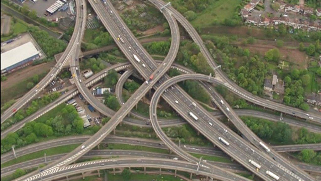 Spaghetti Junction maintenance work means months of delays - BBC News