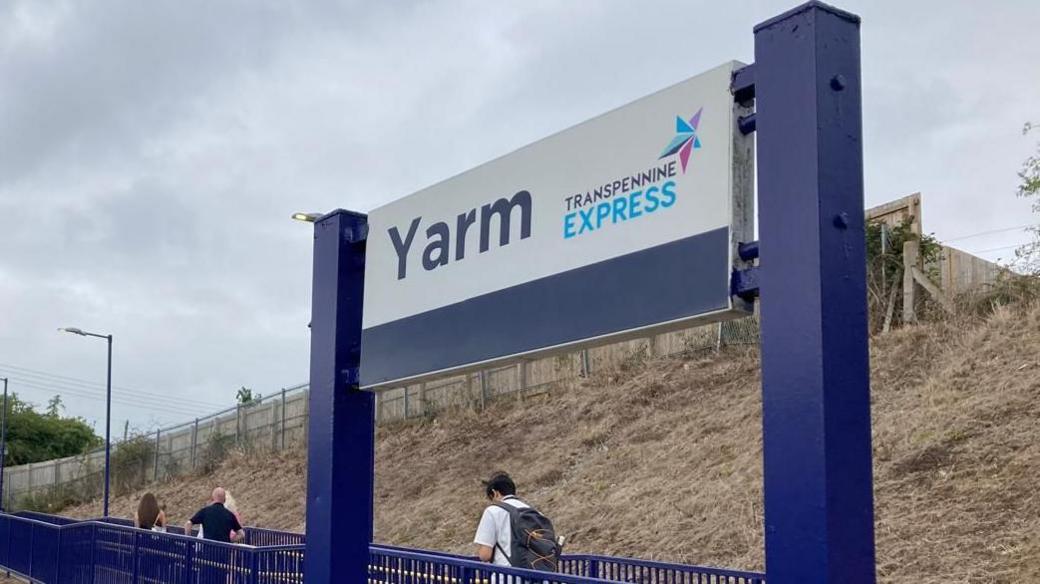 Yarm station worst for train delays in Tees Valley - BBC News