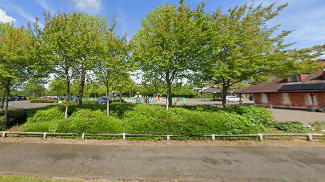 New inclusive children's play area to be built in Newark park - BBC News