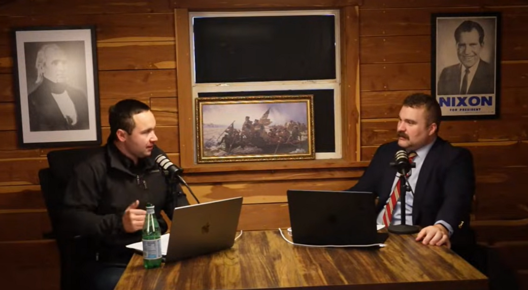 The fight over Christian nationalism in a small Tennessee town - BBC News