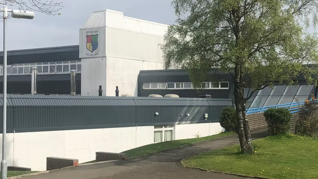 ASN pupils left unable to attend school for weeks due to repairs - BBC News