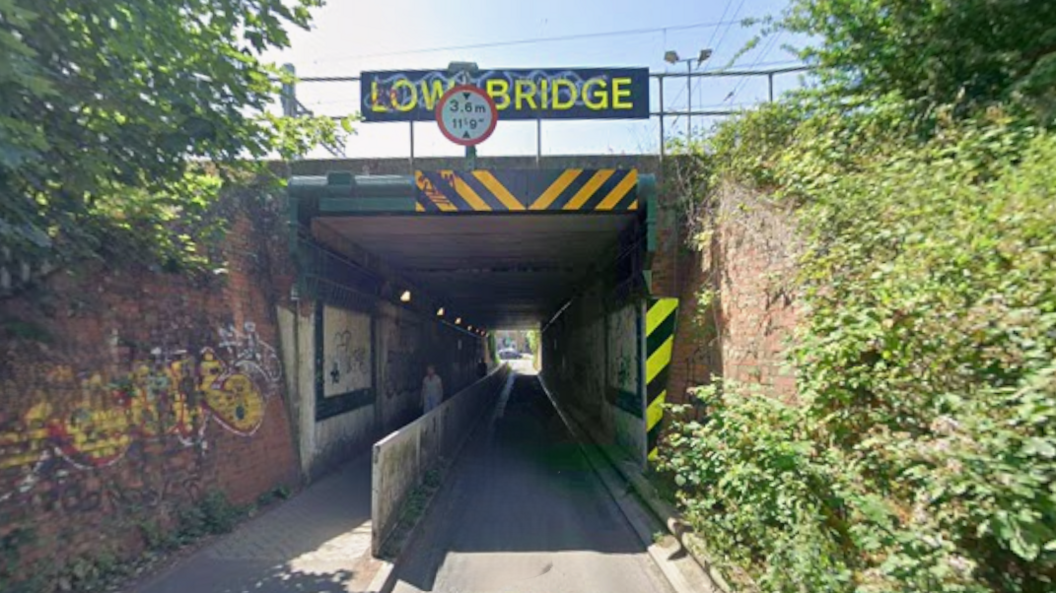 Art installation postponed as Didcot's Cow Lane underpass closed - BBC News