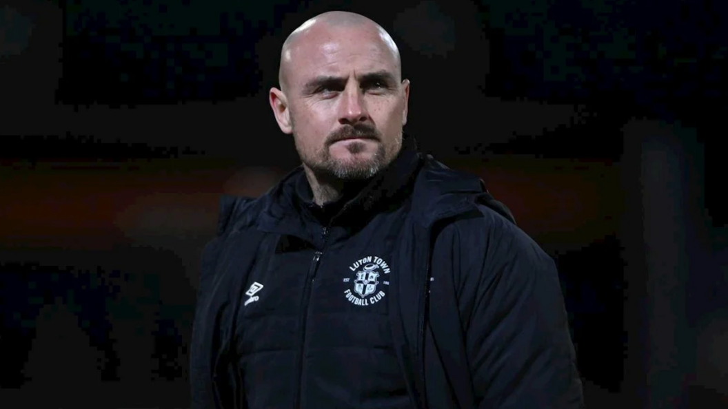 Luton Town: New first-team Set-Piece Coach - Alan McCormack - BBC Sport