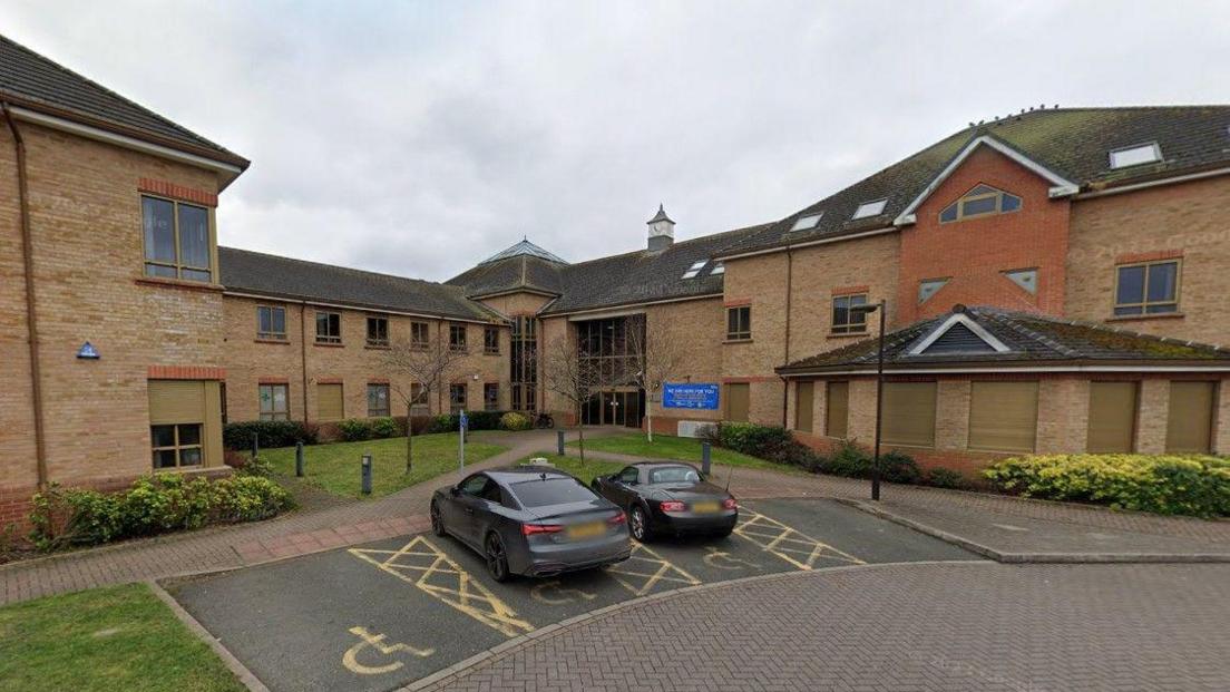 Investigation call after Blakenall GP practice complaints - BBC News