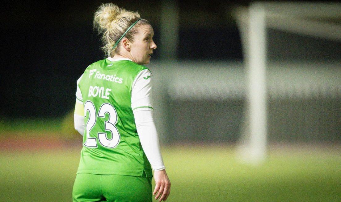 Rachel Boyle: Hibs captain signs one-year contract extension - BBC Sport