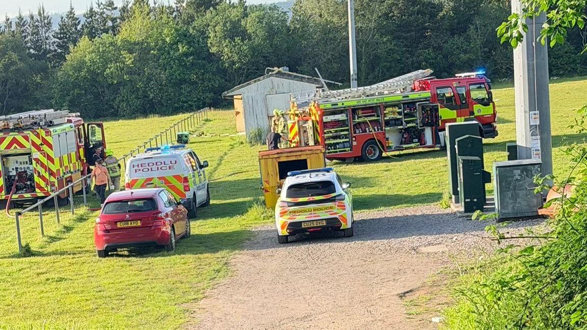 Trimsaran: Teen arrested for attempted murder after boy seriously ...