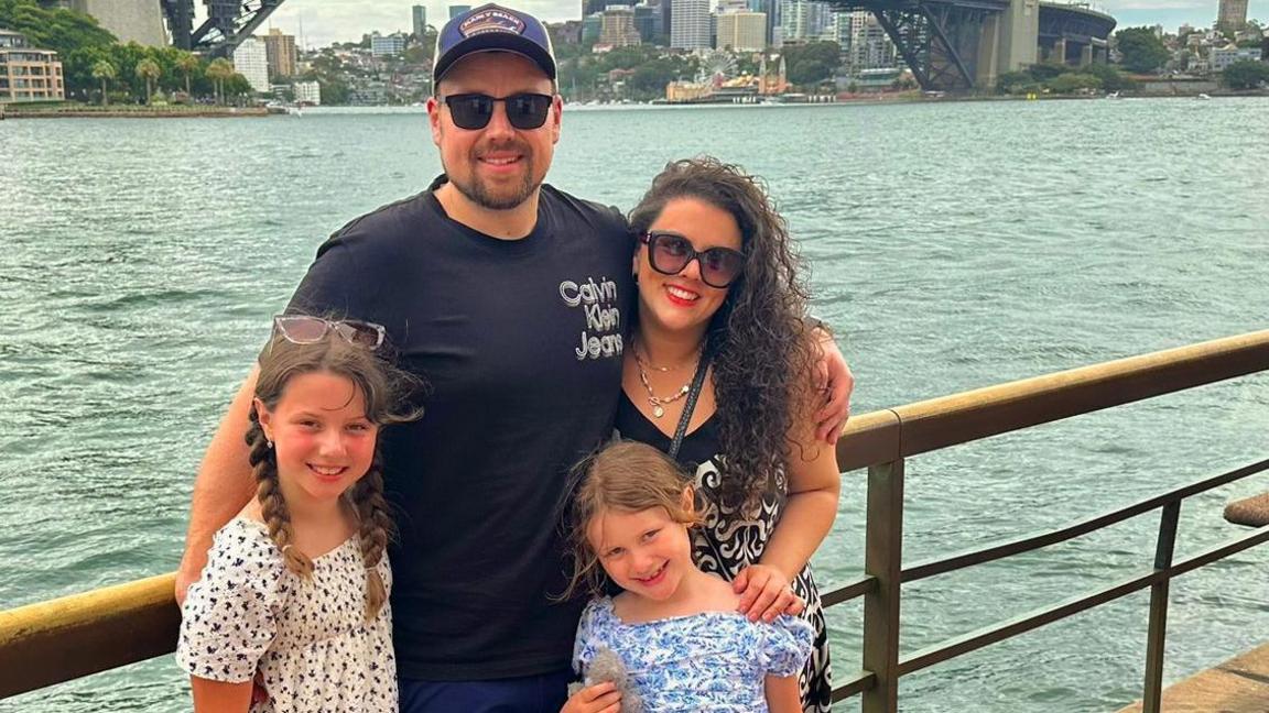 Rainham family stranded in Doha hotel as conflict erupts - BBC News
