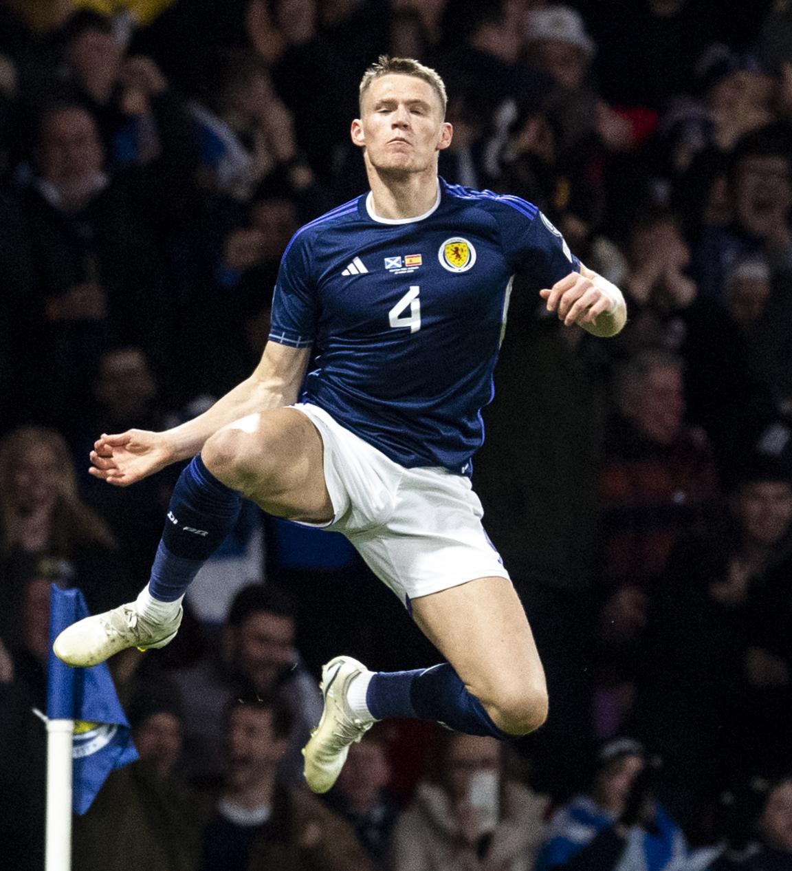'Terrific' Scotland the template as United look to stun Rangers - BBC Sport
