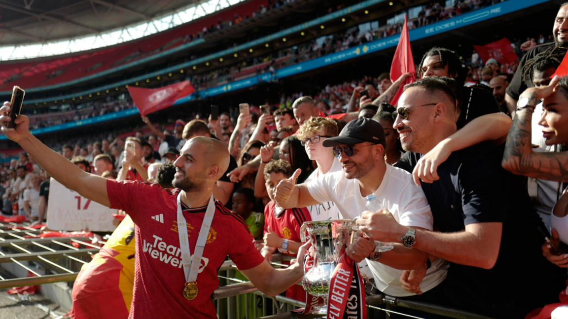 Man City 1-2 Man Utd: Red Devils fans say it will be 'disheartening' if ...