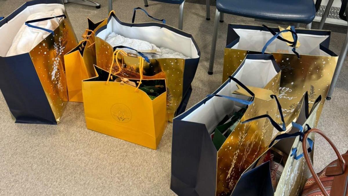 Young cancer patients receiving Christmas hampers in Jersey - BBC News