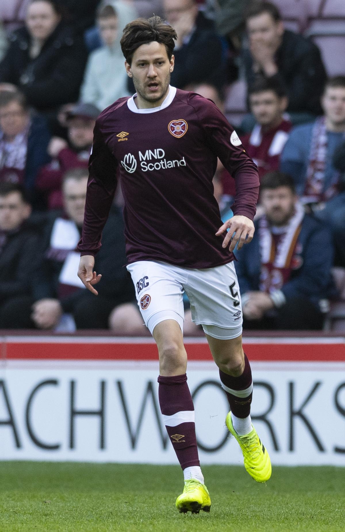 'Influential' Haring extends his Hearts stay - BBC Sport