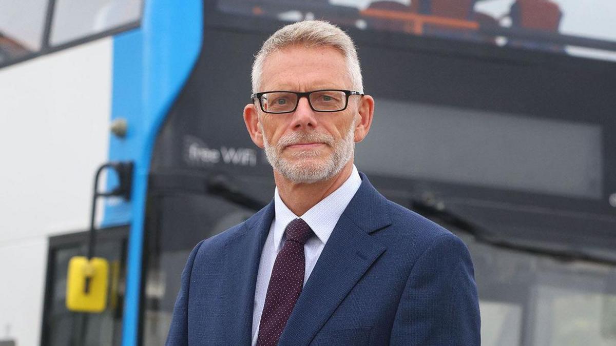 Cambridge bus strikes postponed to allow for further talks - BBC News