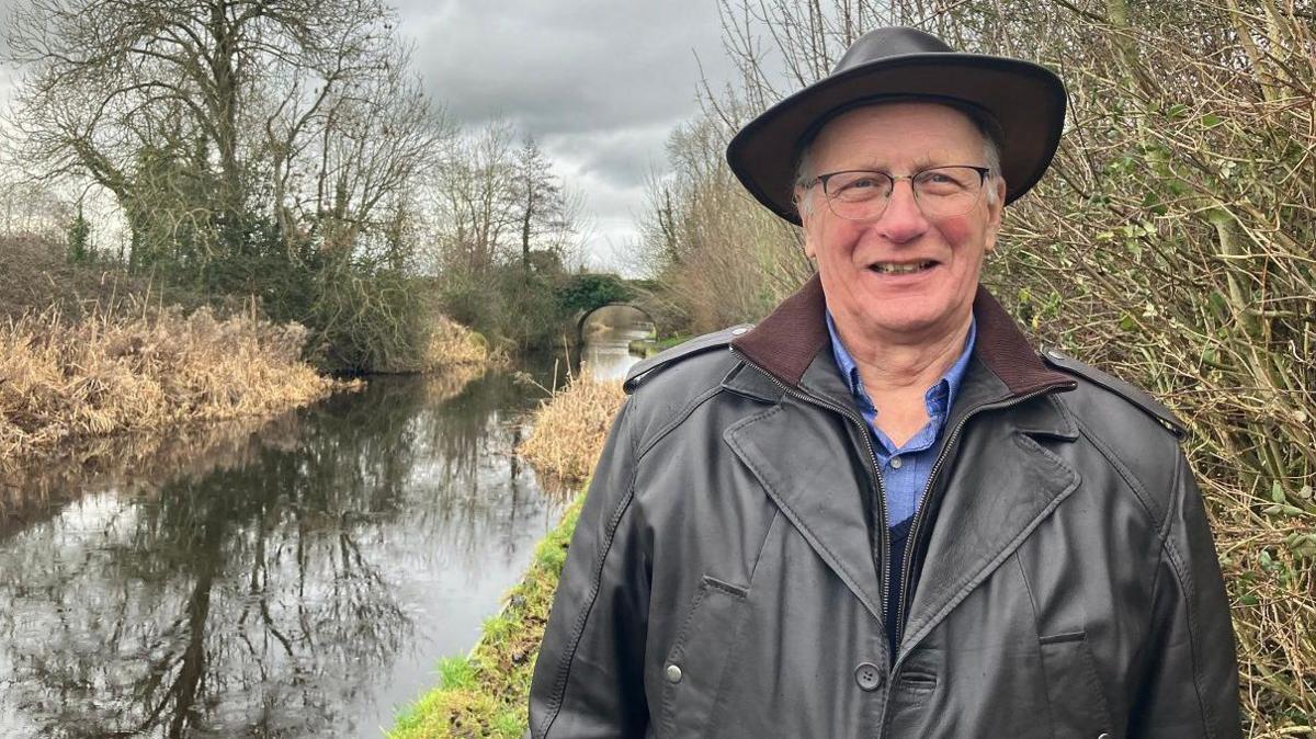 Canals are not valued by the government, Shropshire man says - BBC News