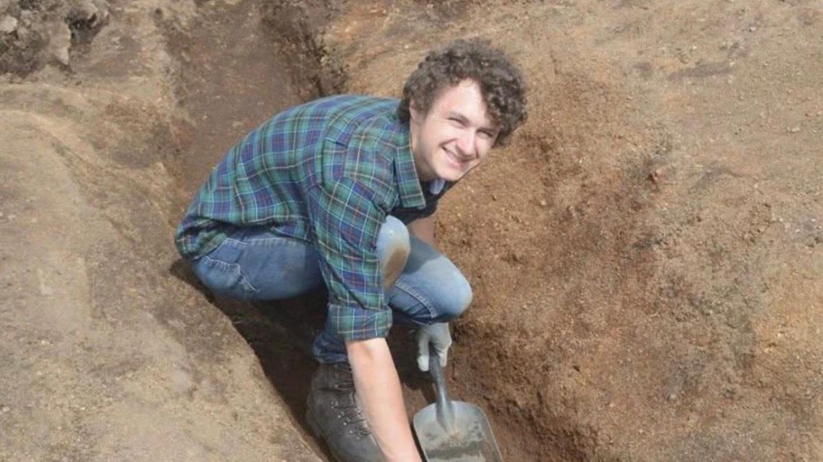 Devon gardens wanted to 'uncover local history' - BBC News