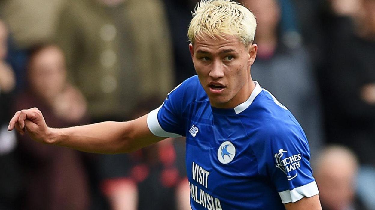 Rubin Colwill: No Wales call-up for Cardiff forward - BBC Sport