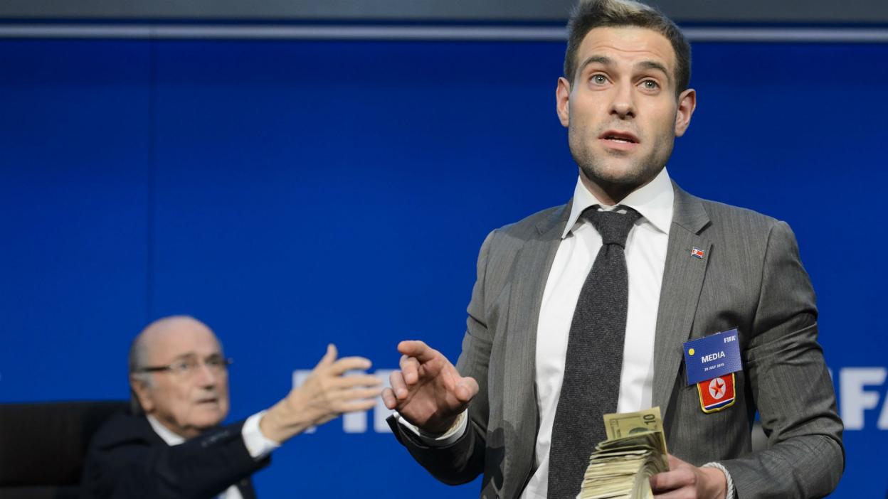 Five of prankster Lee Nelson's most famous stunts - BBC Three