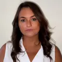 California's fire death toll doubles as chaos grips LA - BBC News