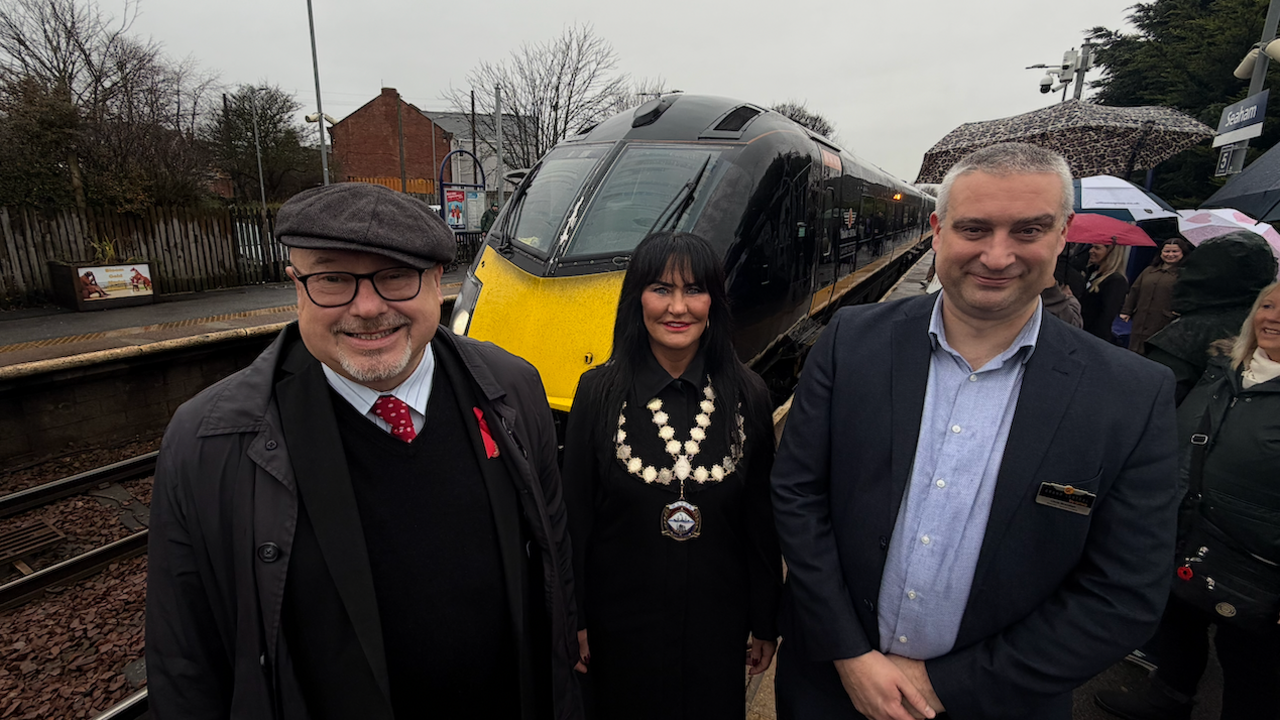 Direct Seaham to London trains begin - BBC News
