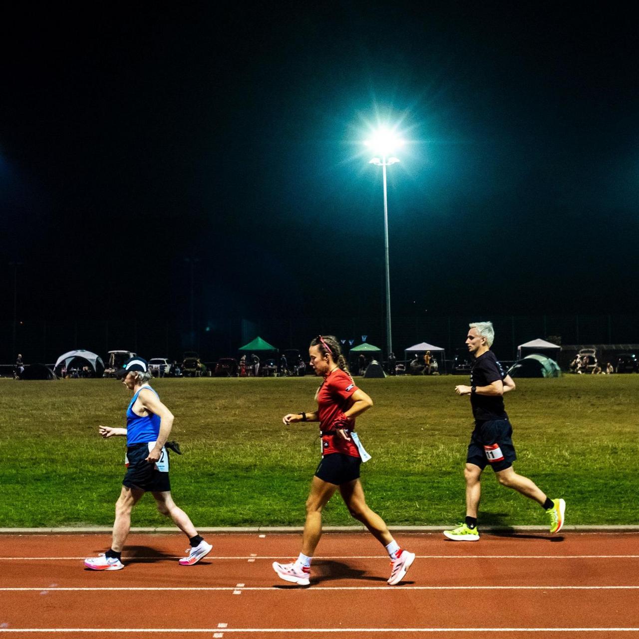 Sri Chinmoy 24hr track race: Running around in circles for 24 hours ...