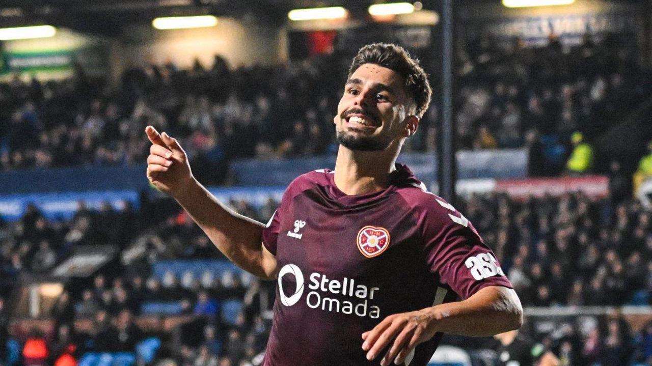 Claudio Braga: How move to Norway was making of Hearts star - BBC Sport