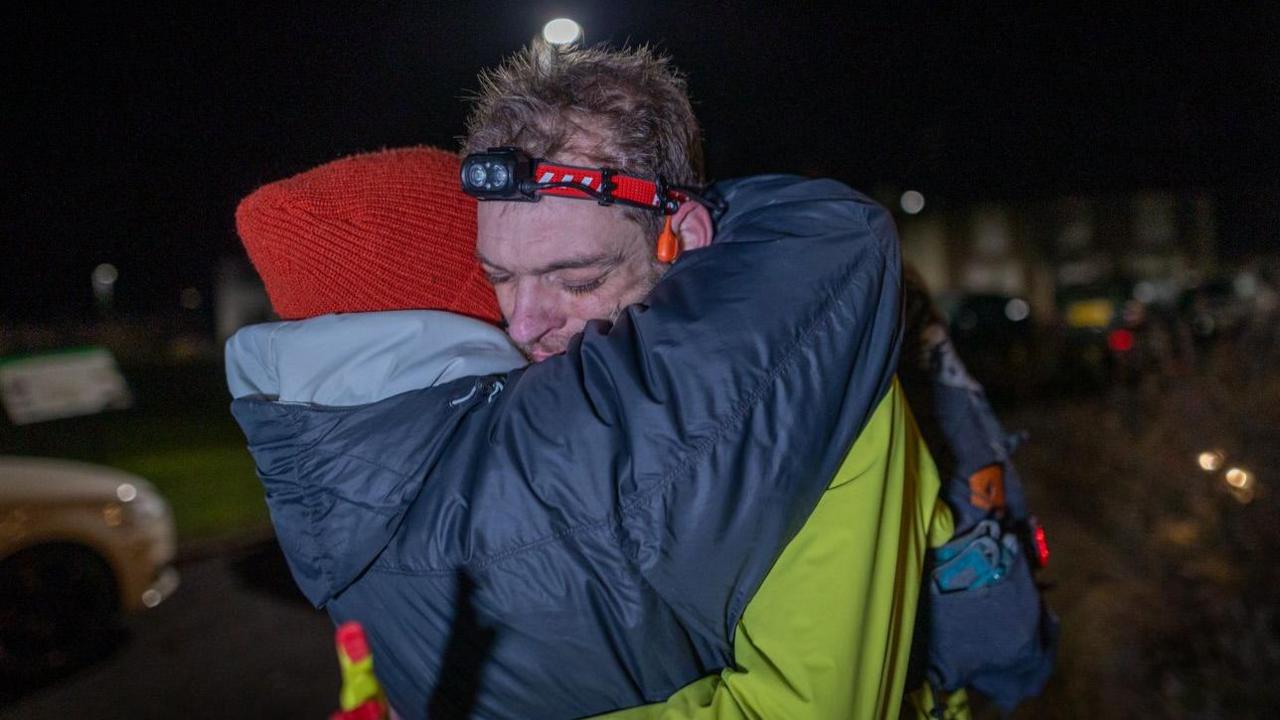 Mud gremlins and summit bum slides among Spine Race tales - BBC News