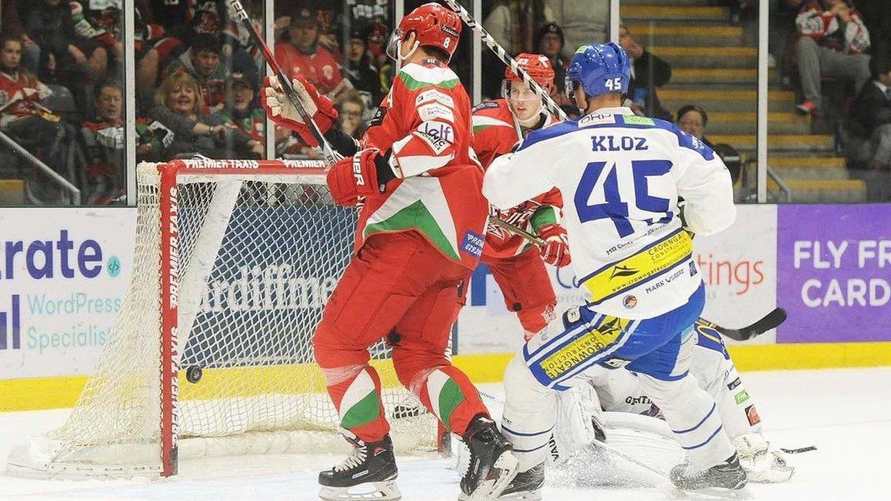 Ice hockey: Milton Keynes Lightning 0-5 Cardiff Devils - BBC Sport