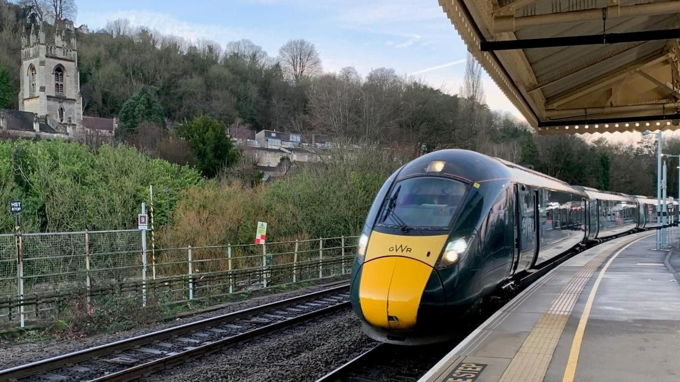 Great Western Railway to be renationalised by end of 2026 - BBC News