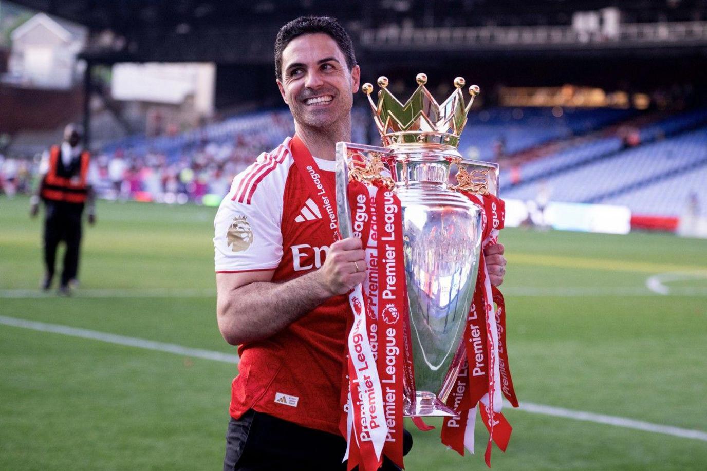 Arsenal title parade: What you need to know - BBC News