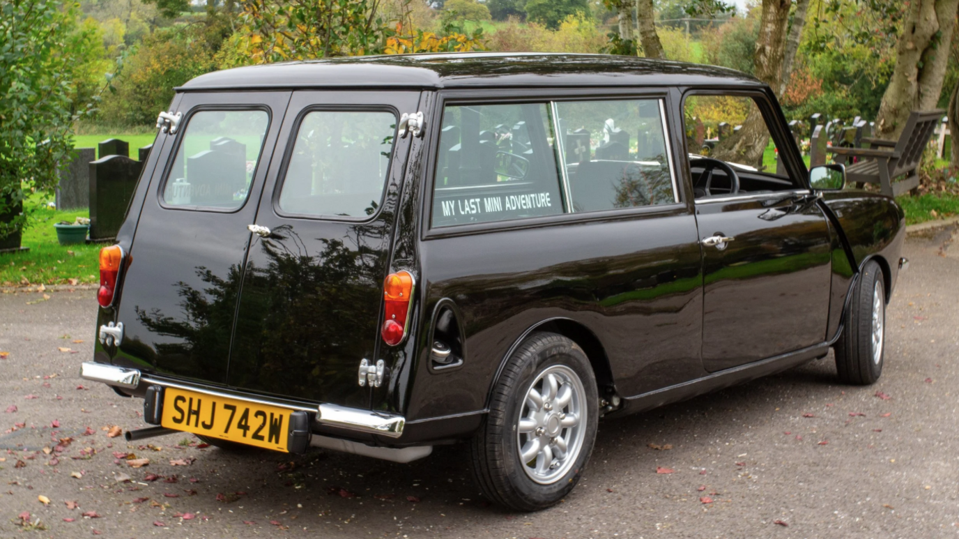 Mini hearse 'perfect' Stoke-on-Trent project to honour grandad - BBC News