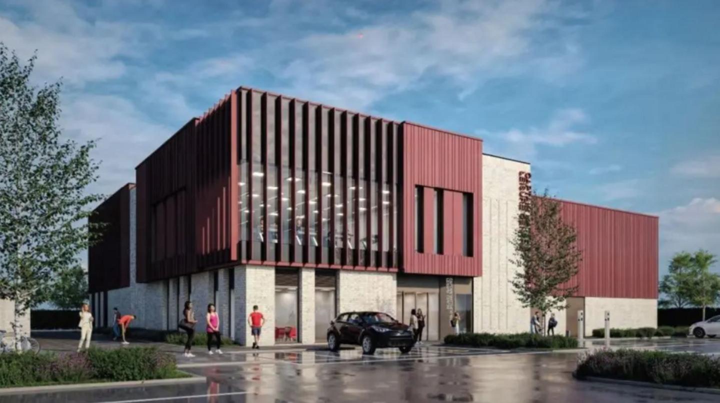 Work starts on new pool and fitness facilities in Telford - BBC News