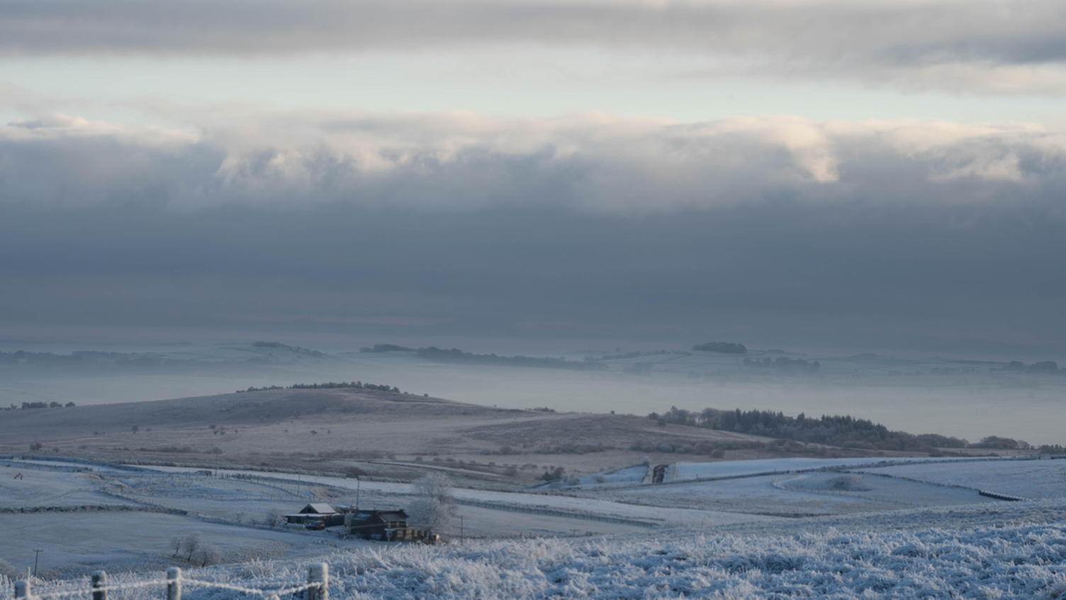 Your photos across the West Midlands: Frost and snow - BBC News