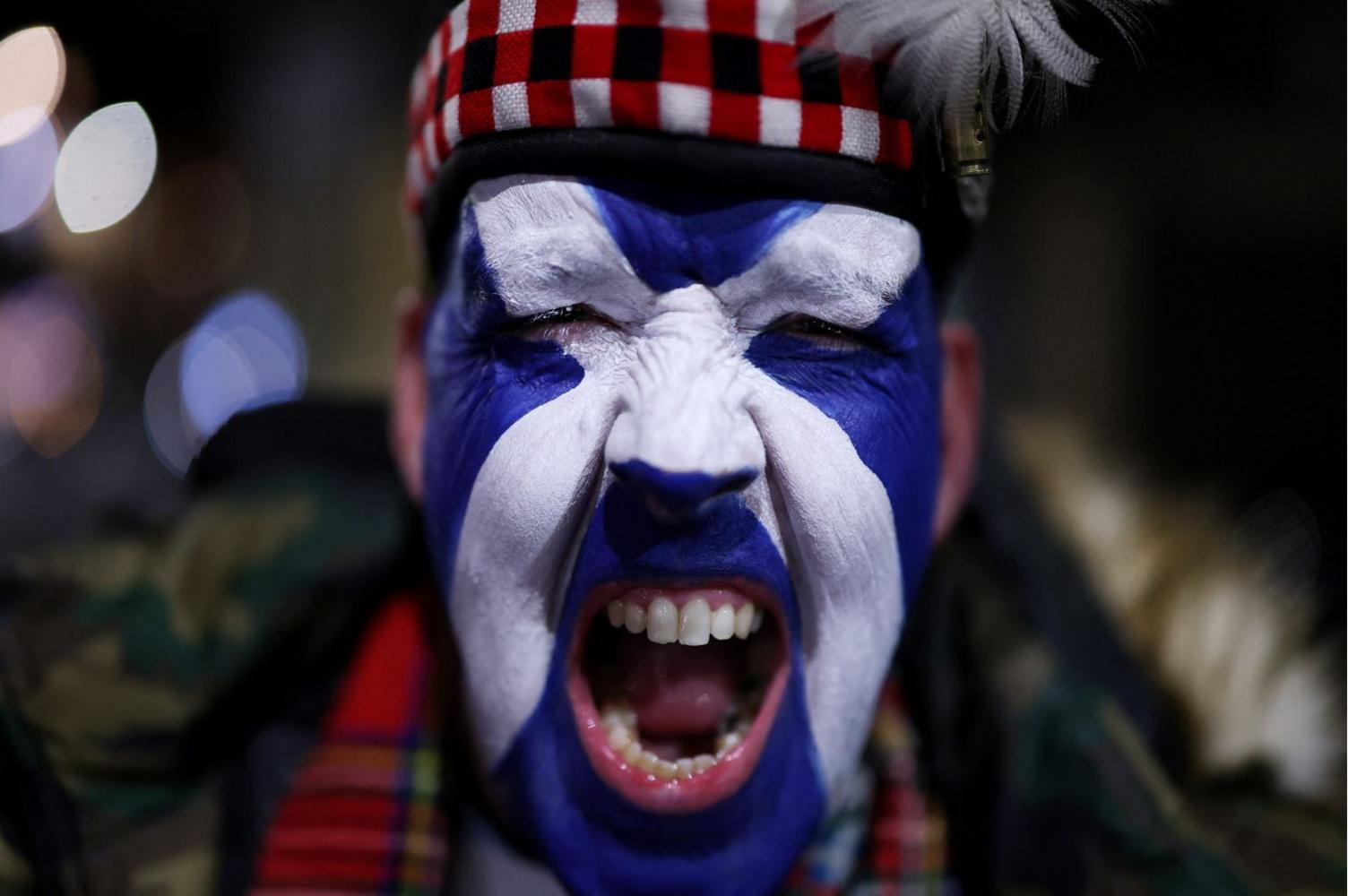 Scotland fans criticise 'ridiculous' Fifa World Cup ticket prices - BBC ...
