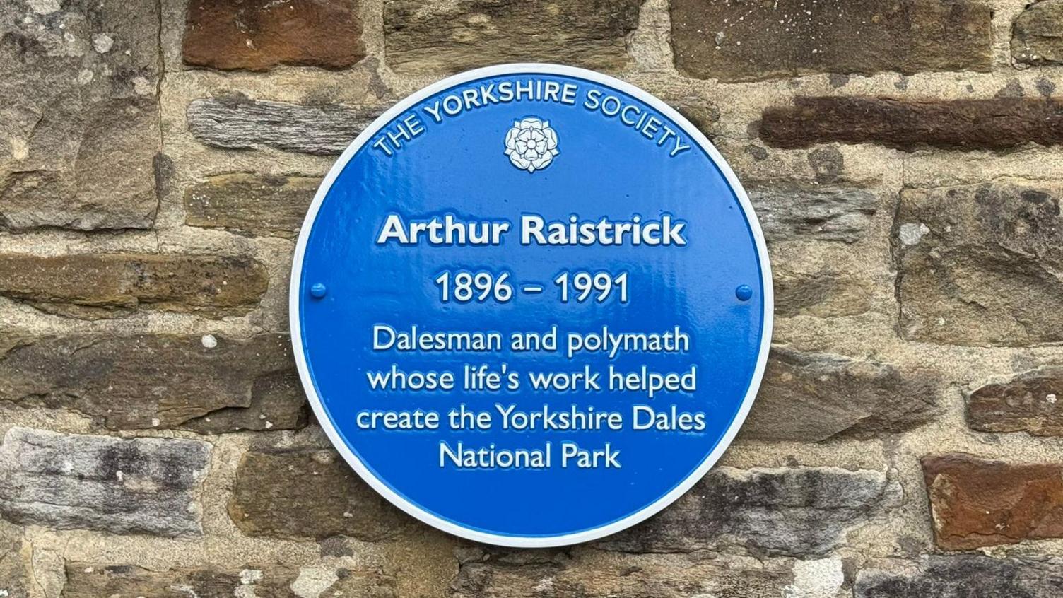 Blue plaque unveiled for Yorkshire Dales writer Arthur Raistrick - BBC News