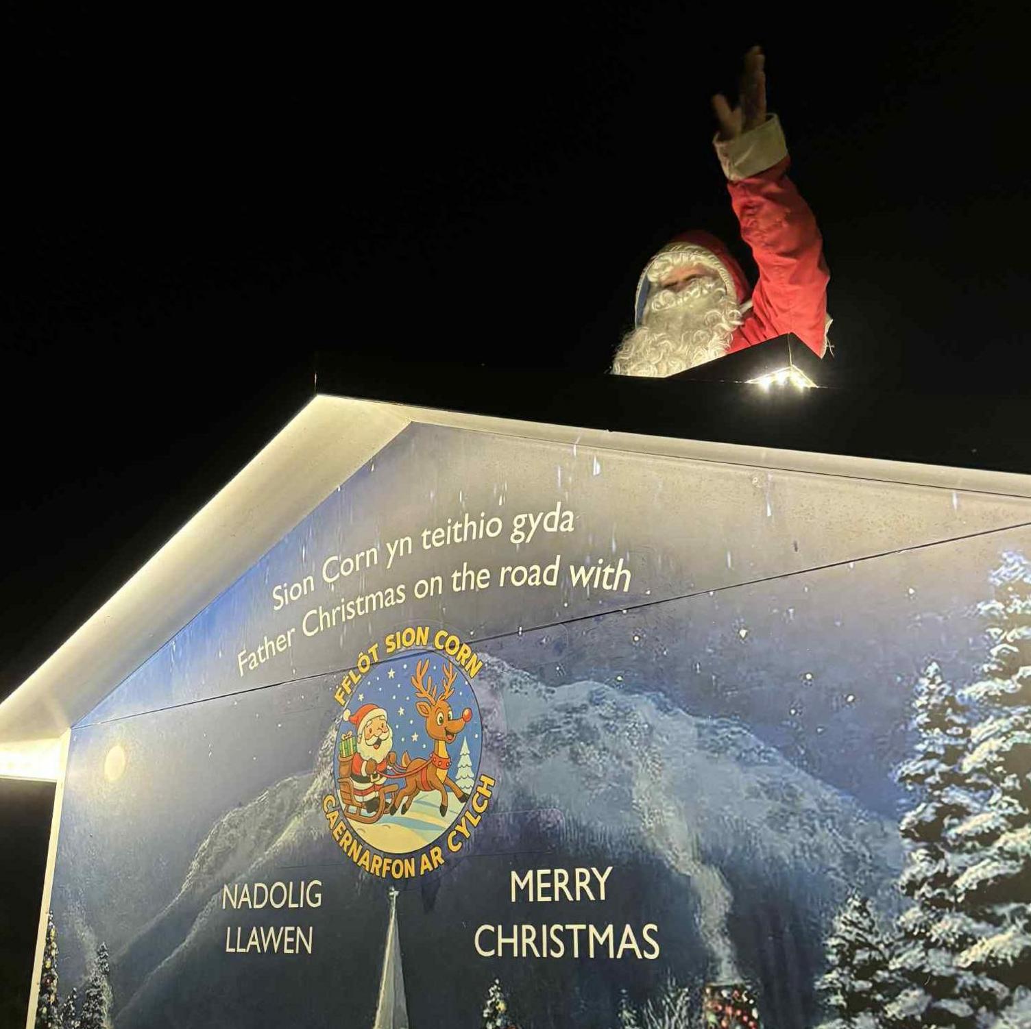 Apêl am ragor o wirfoddolwyr i fflôt Siôn Corn ardal Caernarfon - BBC ...