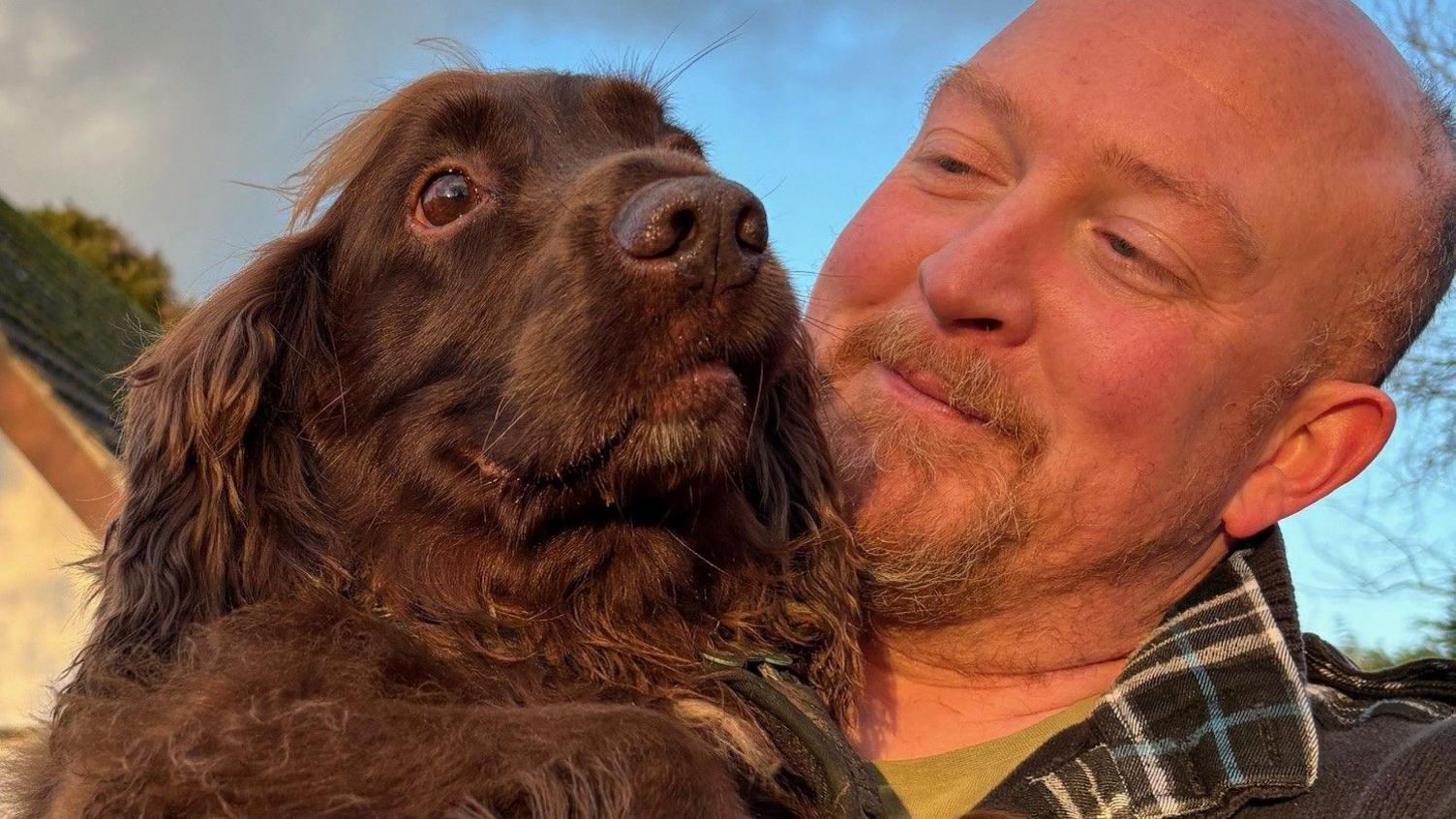 Dog owner praises rescue team for saving spaniel in Sedbury - BBC News