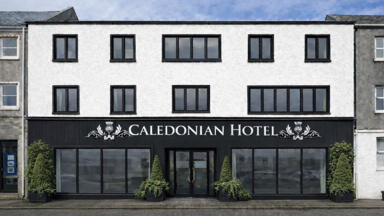 Lewis Hub plans breathe new life into Stornoway hotel - BBC News