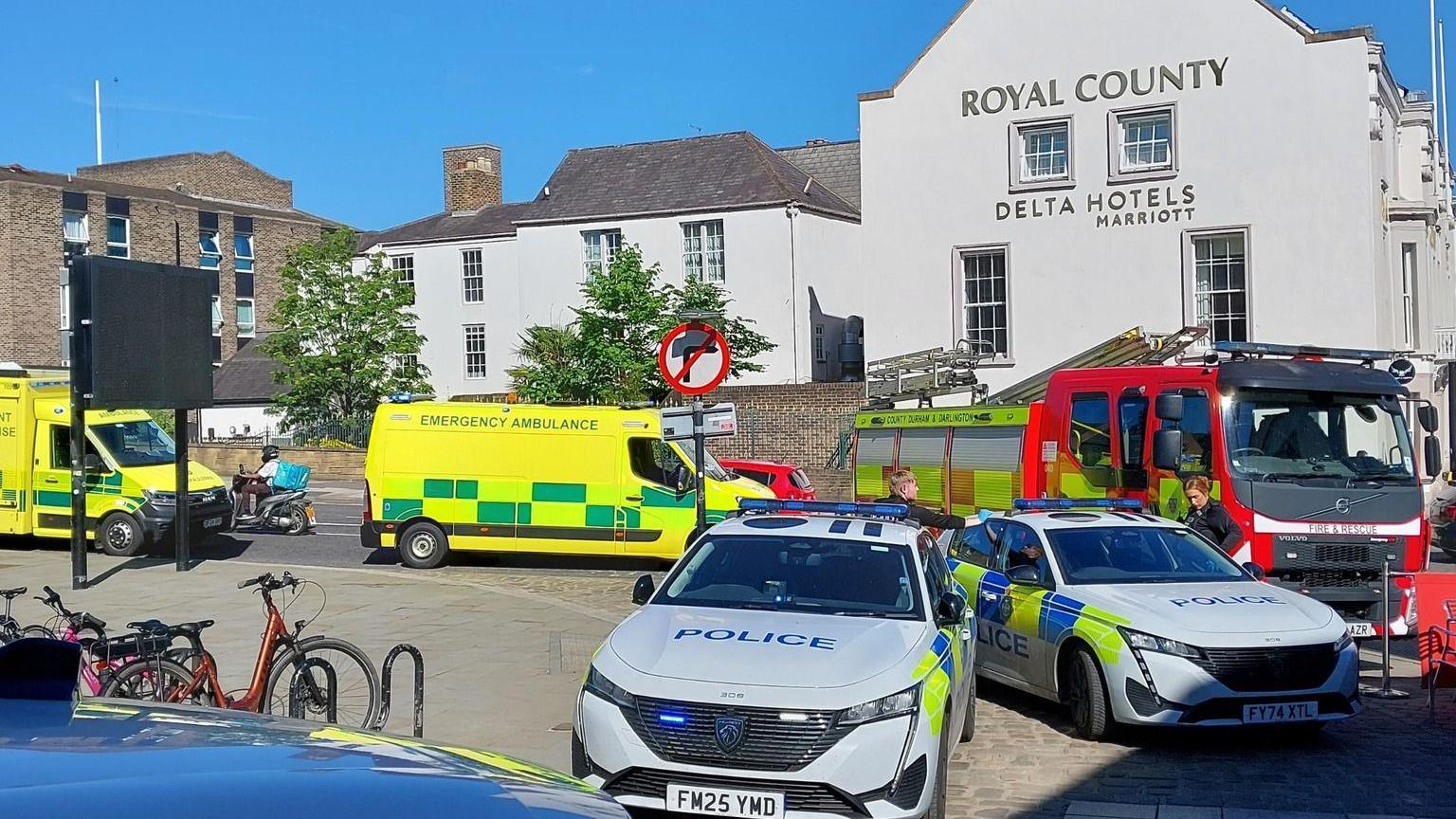 Durham river rescue prompts warning during hot weather - BBC News