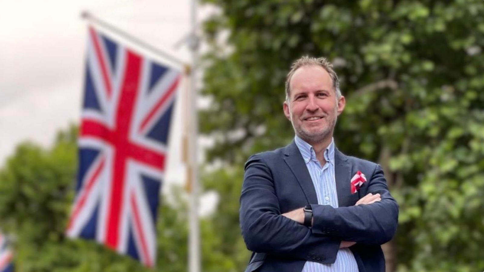 Labour call for Rishi Sunak to suspend Dover candidate - BBC News