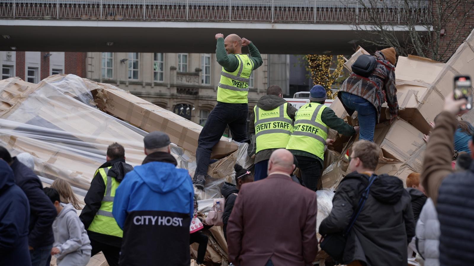 Cardboard cathedral destroyed to mark 85th anniversary of Coventry ...