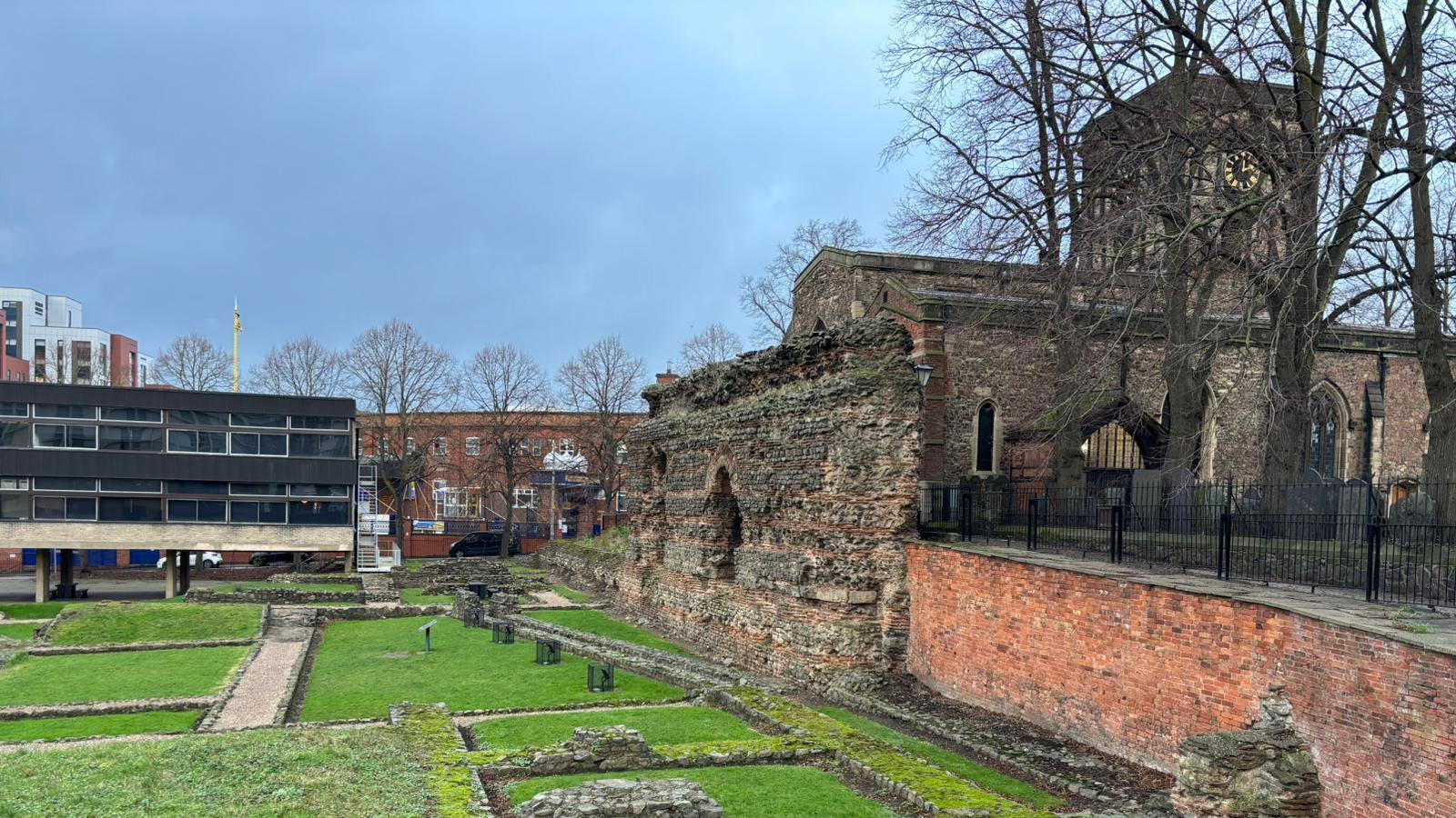 Visitor numbers revealed for Leicester's new Jewry Wall Museum - BBC News