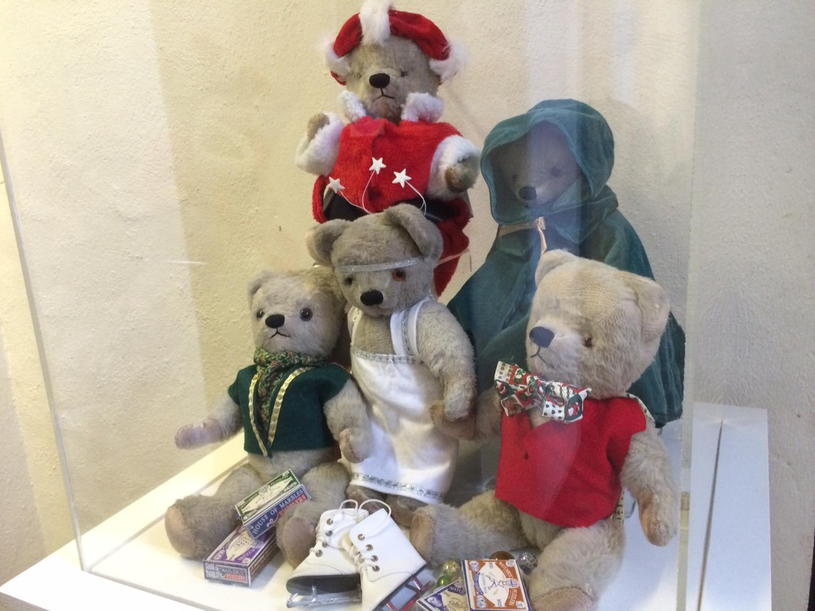North Down Museum showcases Christmas memories from years gone by - BBC ...