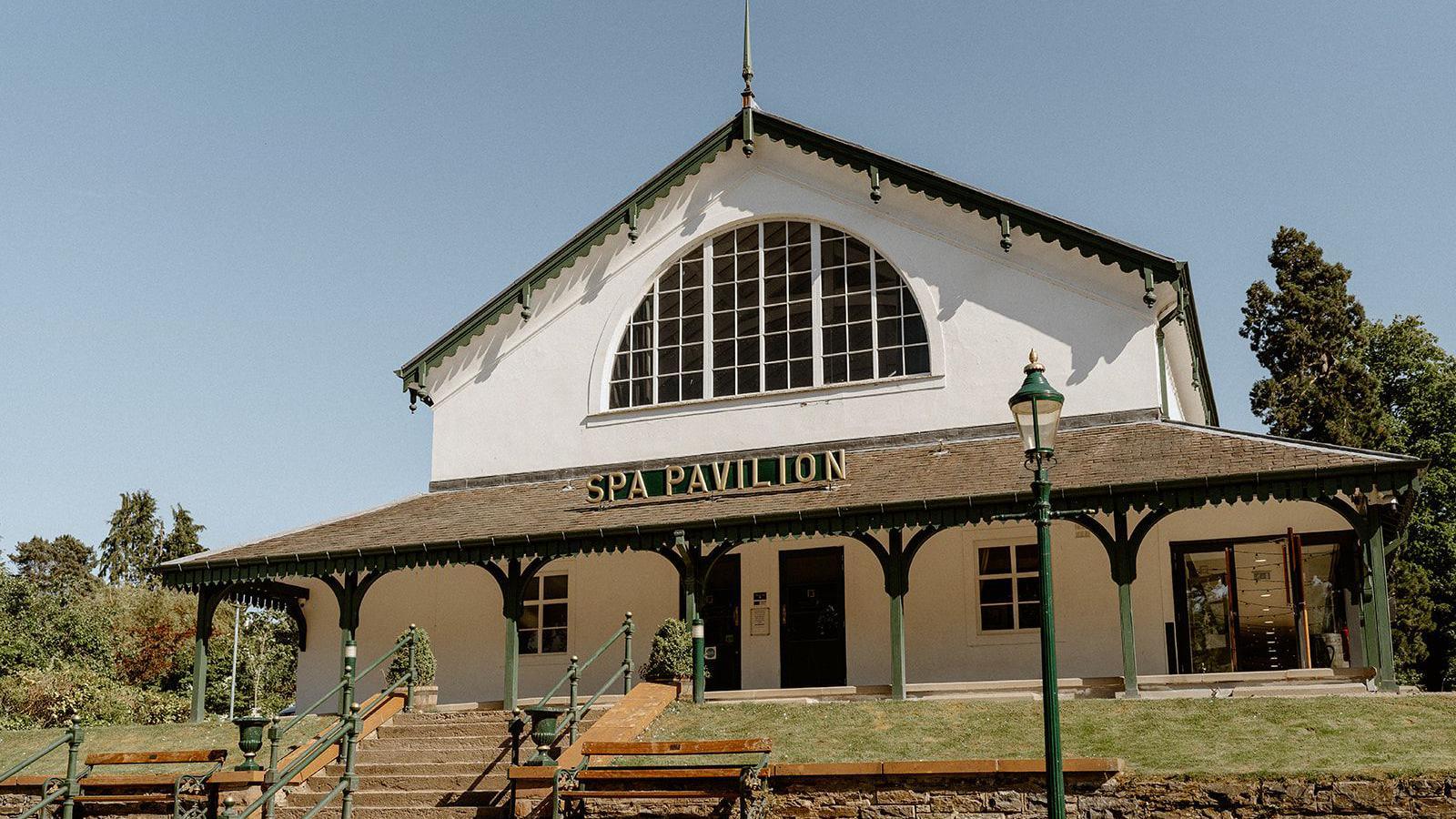 Trust to take over running of Highlands' Strathpeffer Pavilion - BBC News