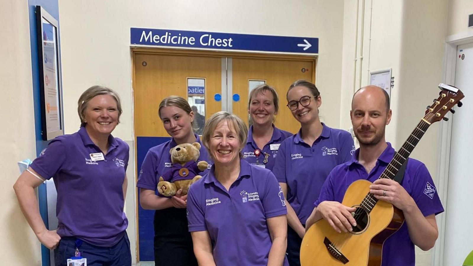 Shropshire teacher raises £15,000 to sing to children in hospital - BBC ...