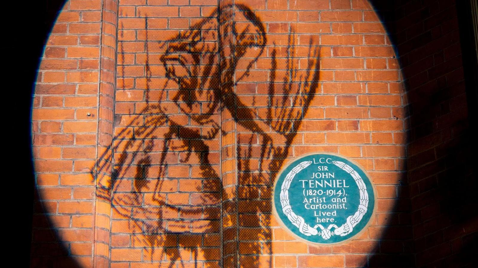 Alice in Wonderland illustrator's plaque restored and re-located - BBC News