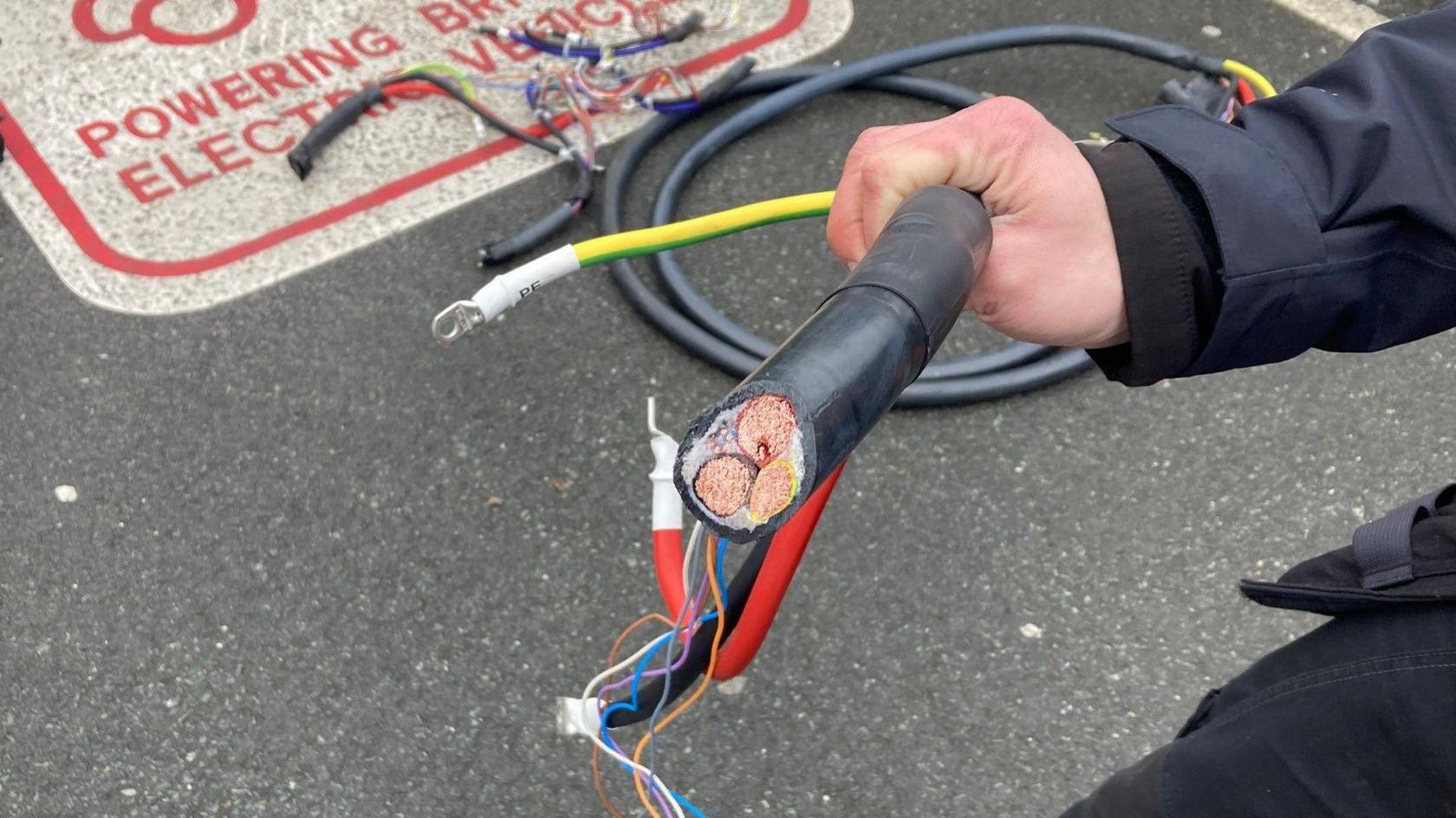 SmartWater and GPS used to target Yorkshire EV cable thieves - BBC News