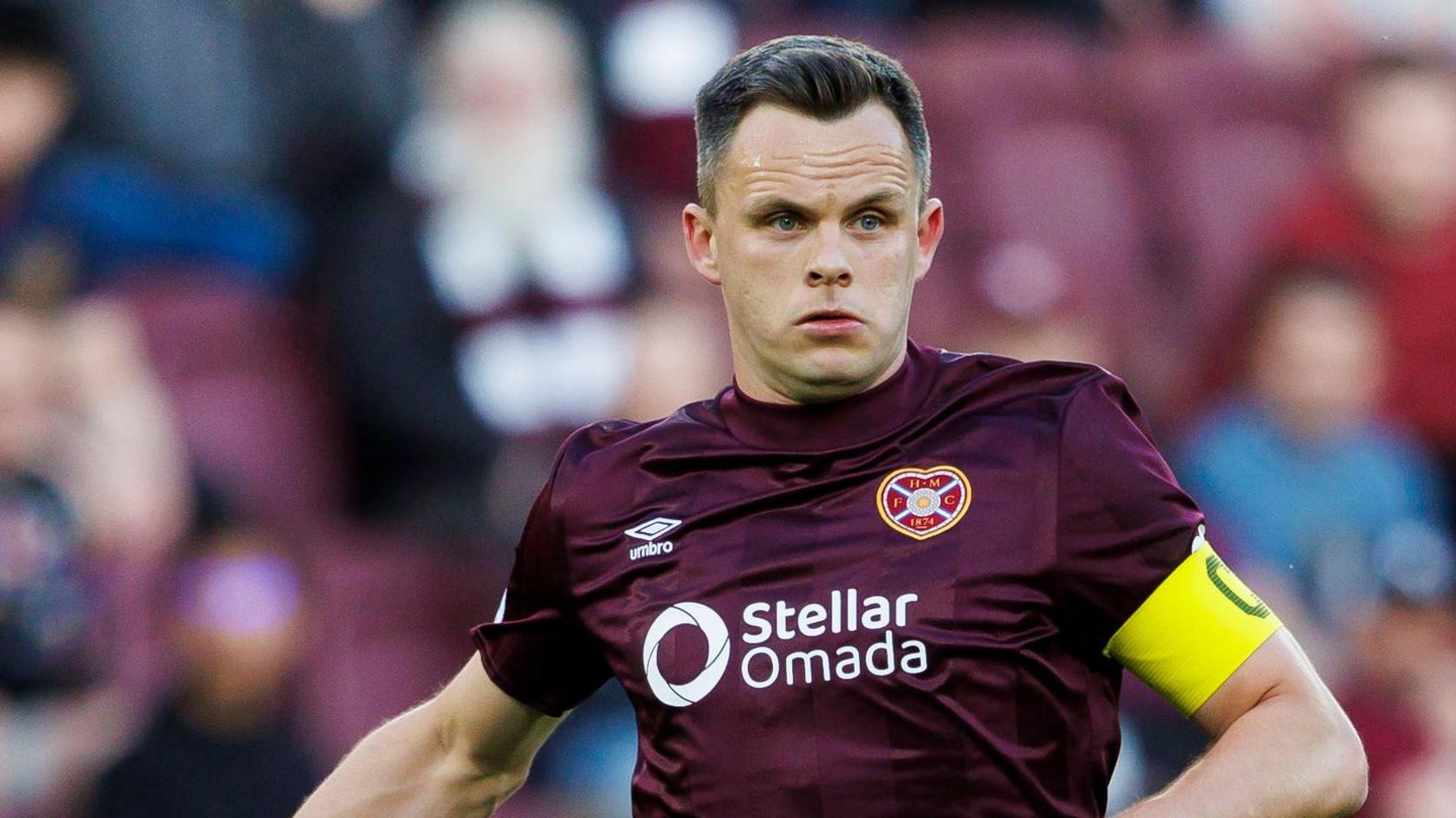 Hearts fans react to Lawrence Shankland signing new deal - BBC Sport
