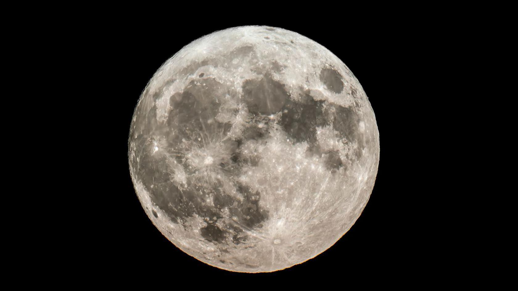 Nasa to build nuclear reactor on Moon in next few years - BBC Newsround