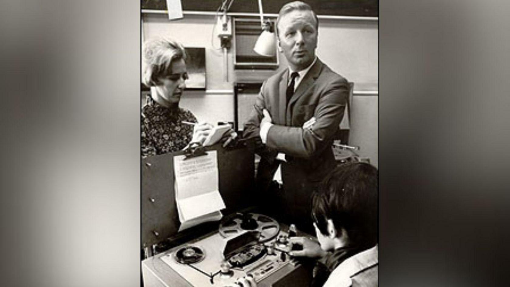 BBC Radio Sheffield's first editor dies age 94 - BBC News