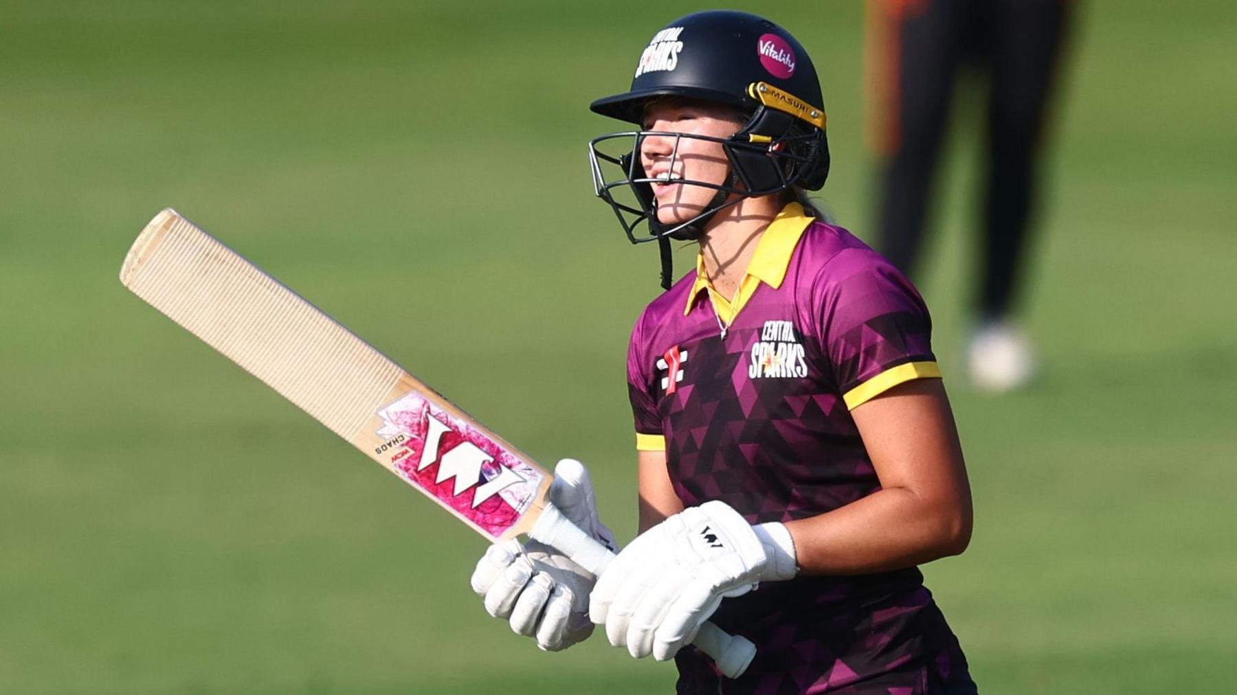 Rachael Heyhoe Flint Trophy: Sparks win to leave Blaze waiting on semi ...